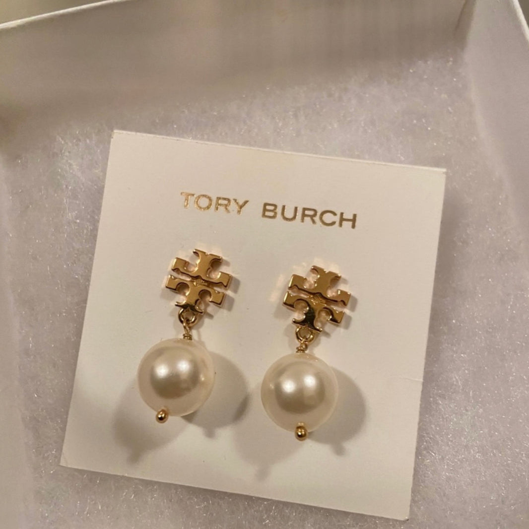 Earrings – Carla Jewelry
